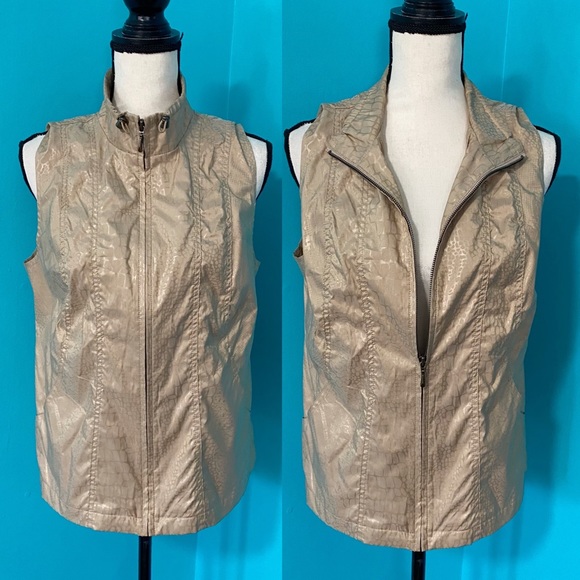 Chico's | Jackets & Coats | Zenergy By Chicos M Tan Animal Print Zip ...